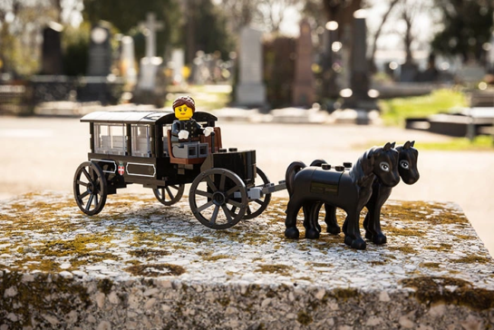Lego Created A 'Funeral Set' To Help Children Learn About Death ...